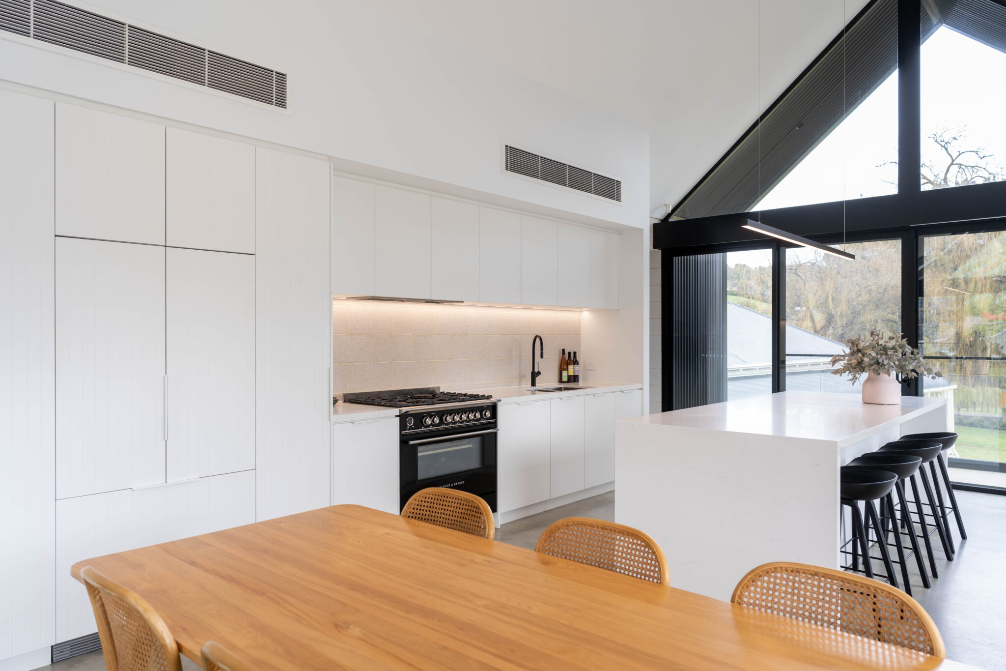 Project Profiles - Farquhar Kitchens