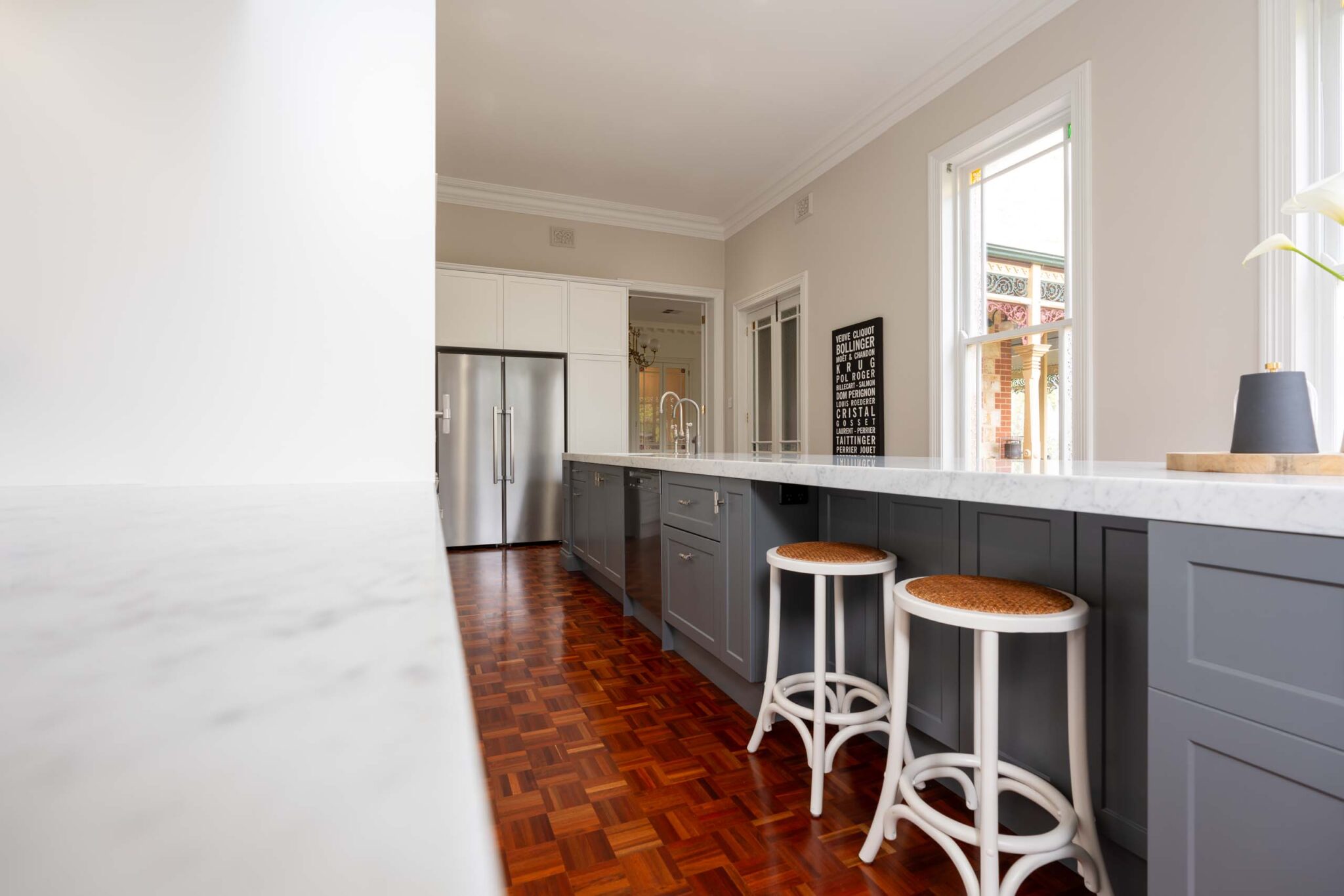 Classic Hamptons Kitchen - Farquhar Kitchens