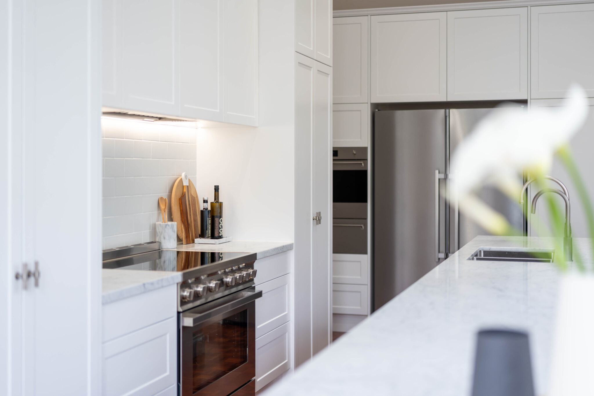 Classic Hamptons Kitchen - Farquhar Kitchens